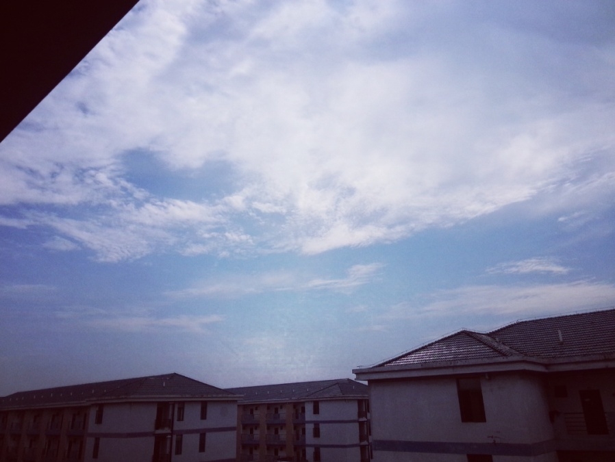 sky蓝天_一大口黑锅-站酷ZCOOL