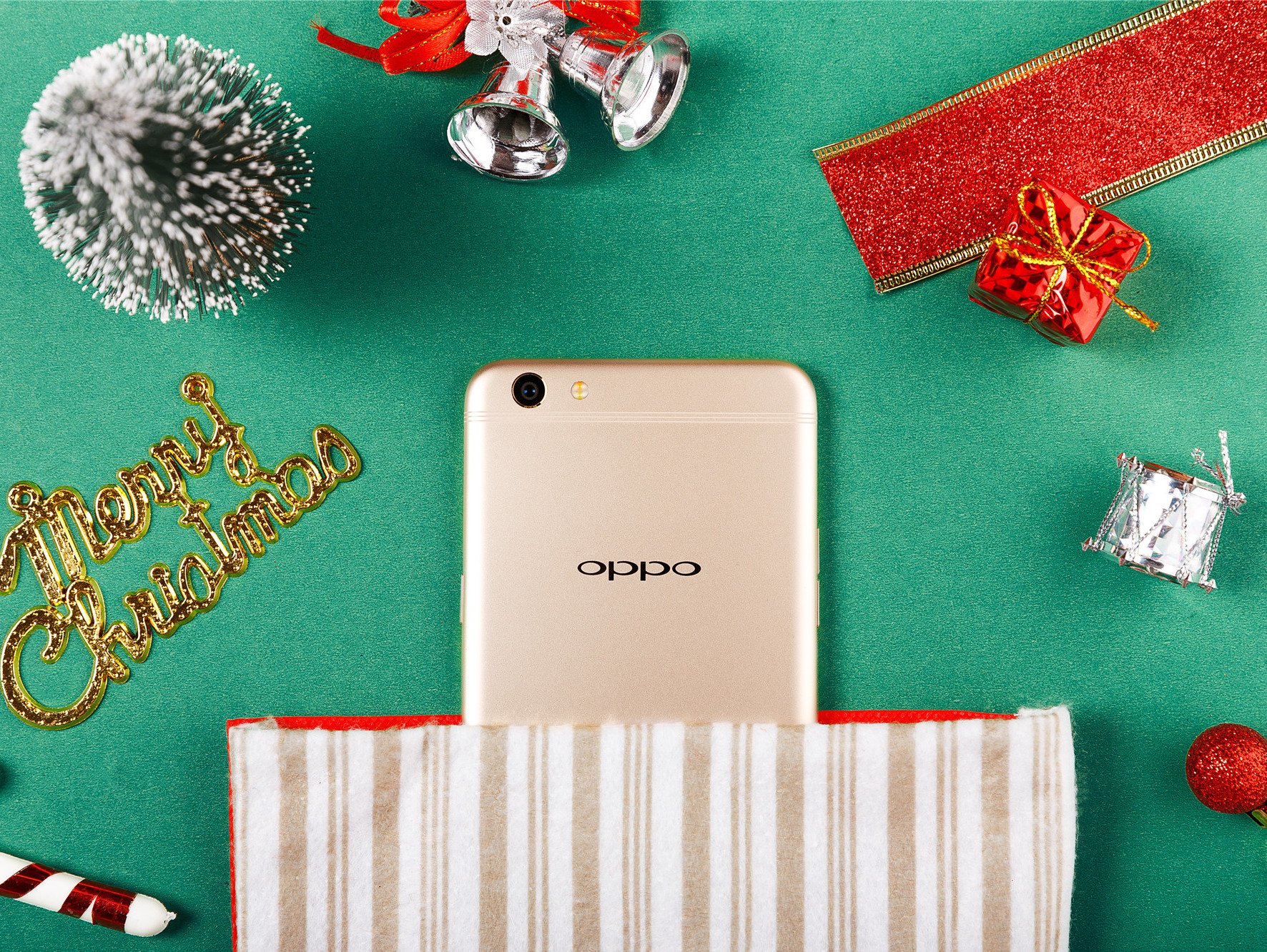 OPPO R9S PLUS 圣诞主题_鱼尾蜂-站酷ZCOOL