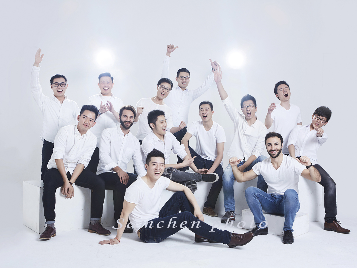 乌波尔 这只是一组集体照_Samchen-站酷ZCOOL