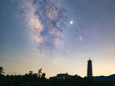 宝塔夜色_ervine87-站酷ZCOOL