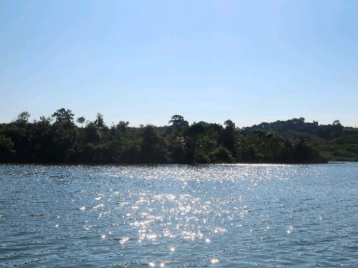 波光粼粼的夏天_阿周A_zhou-站酷ZCOOL