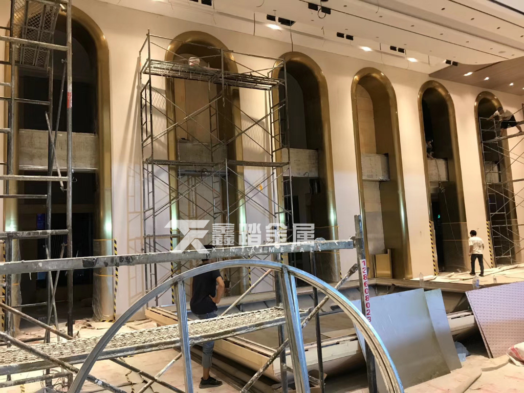 酒店大堂不锈钢双曲面拱形门套 定制不锈钢弧形门套_xt188869-站酷ZCOOL