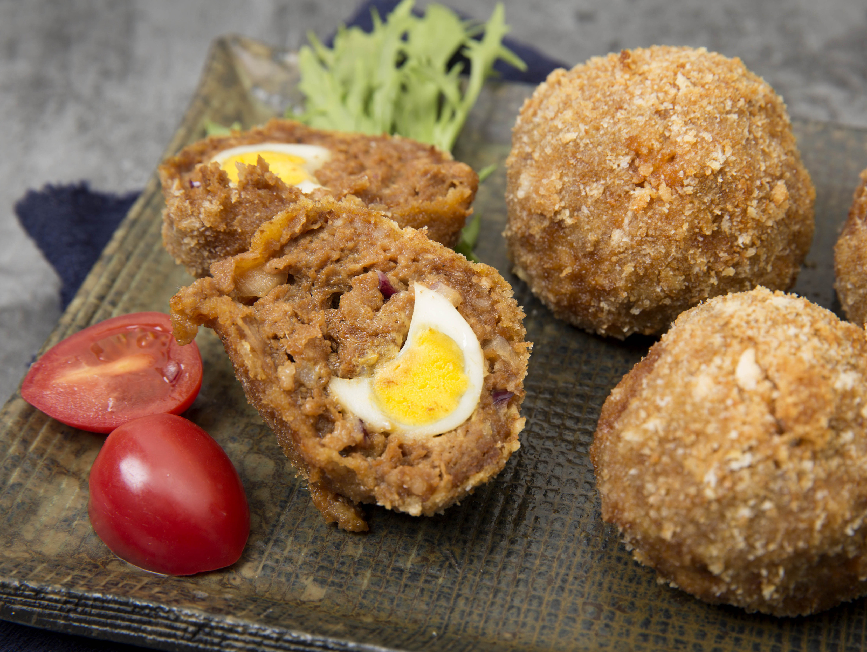 Scotch Eggs _熊部长-站酷ZCOOL