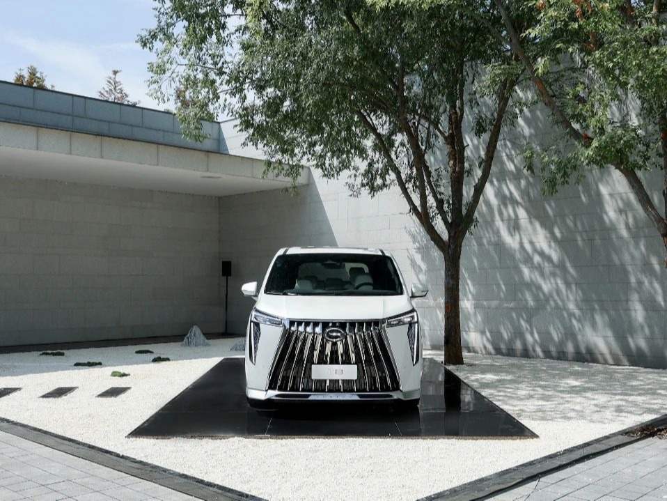 广汽传祺M8宗师：内外饰CMF设计超详解读！_CMF设计军团-站酷ZCOOL