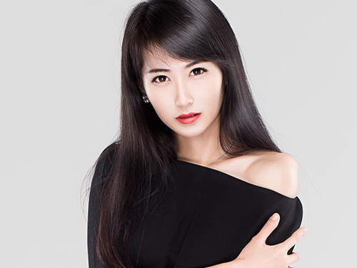 小黑裙_ahwin-站酷ZCOOL