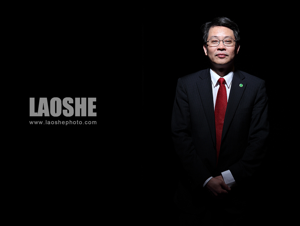 大自然地板@高端人物形象照/商务人像/商务照/企业家宣传照／人物肖像－[LAO SHE]摄影_LAOSHE摄影-站酷ZCOOL