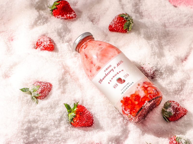 草莓系列茶饮海报_荔枝litchi_-站酷ZCOOL