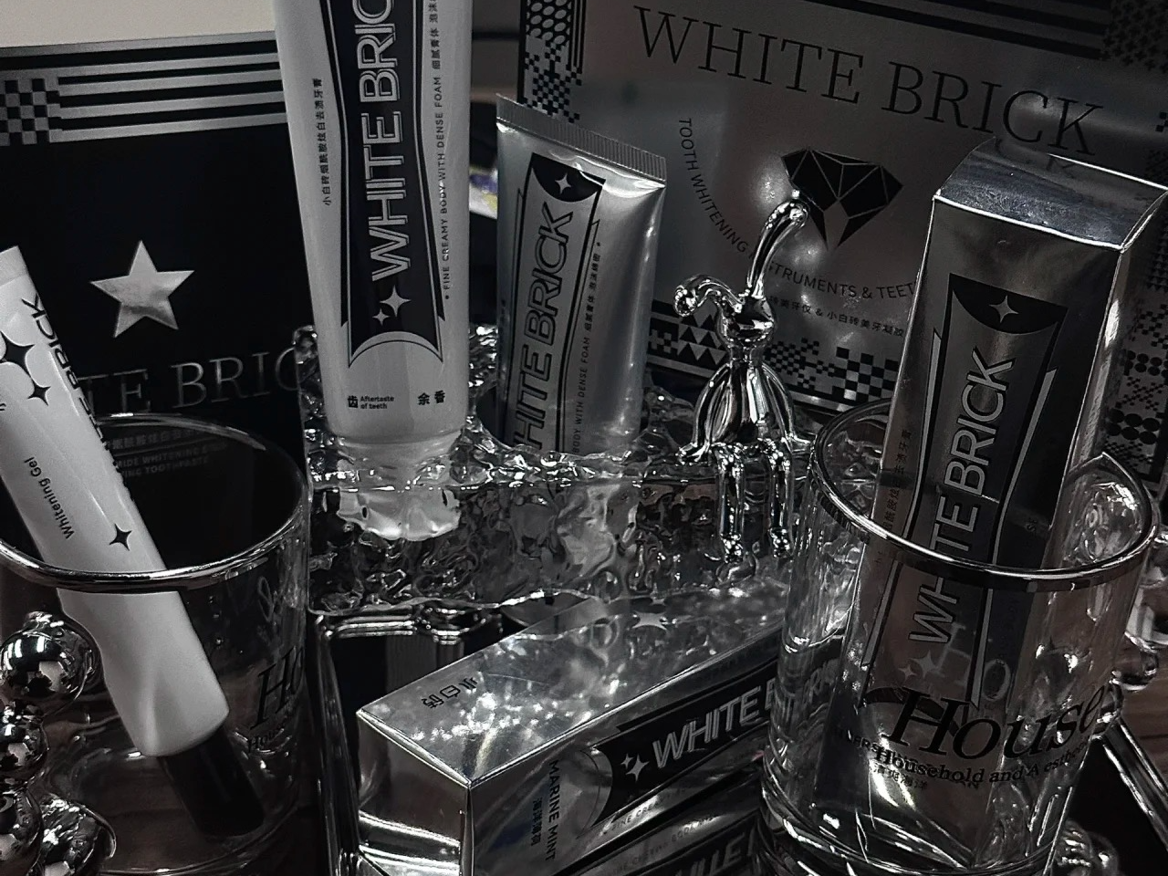 WHITE BRISK 小白砖牙膏 酷黑限定_熊锦豪-站酷ZCOOL