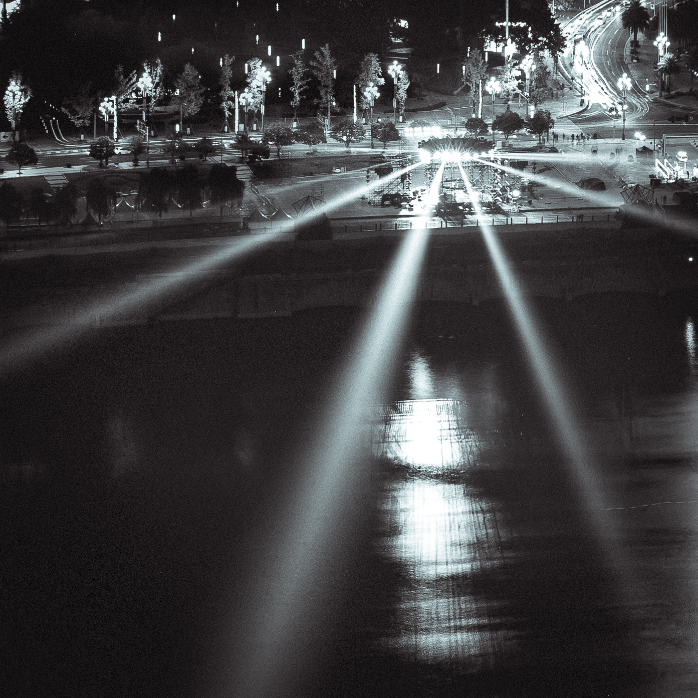 安静的夜城市_清风柏-站酷ZCOOL