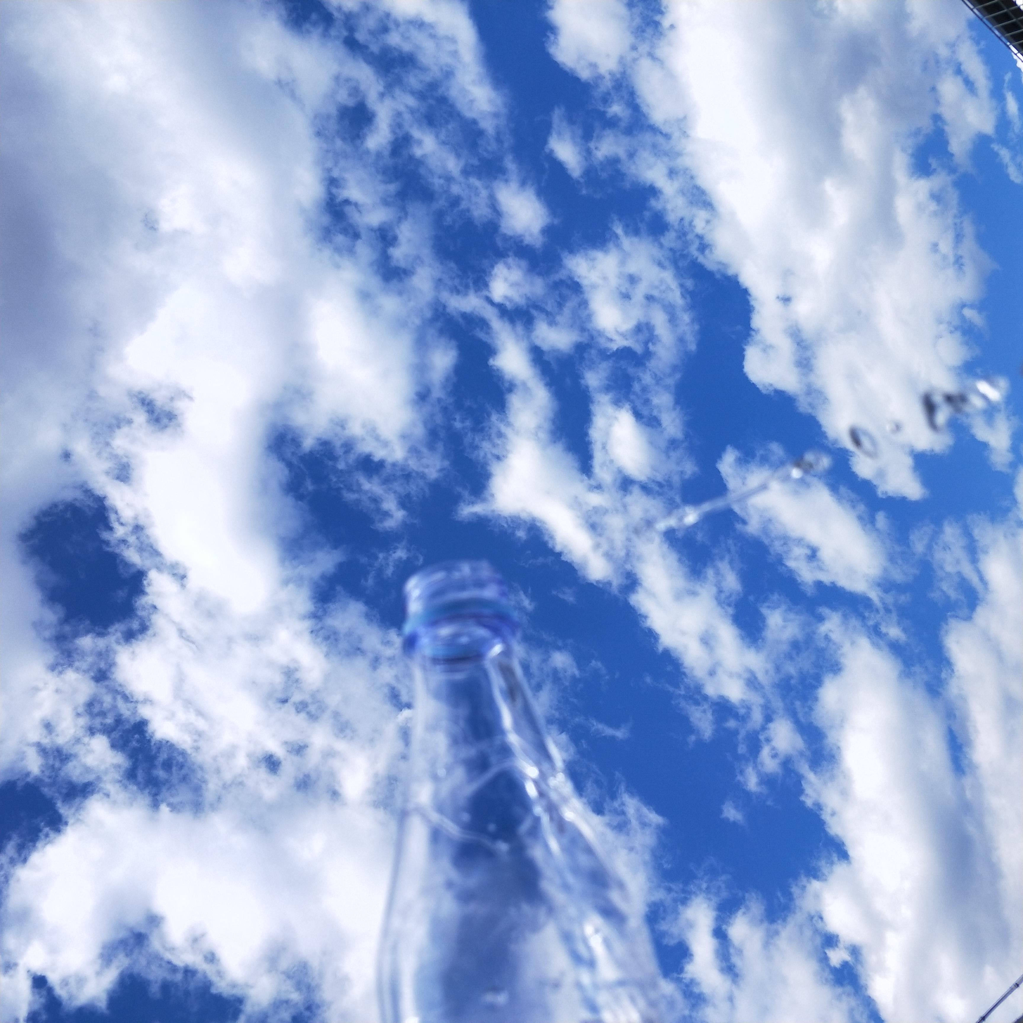 two R_梗木更-站酷ZCOOL