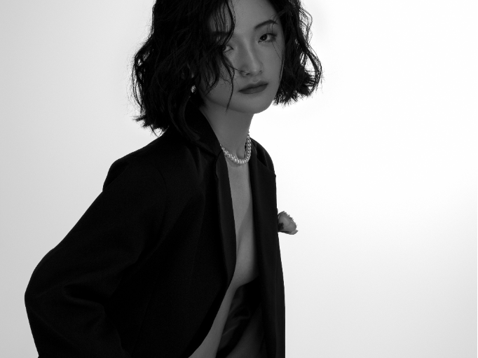 黑白_蒋同学248-站酷ZCOOL