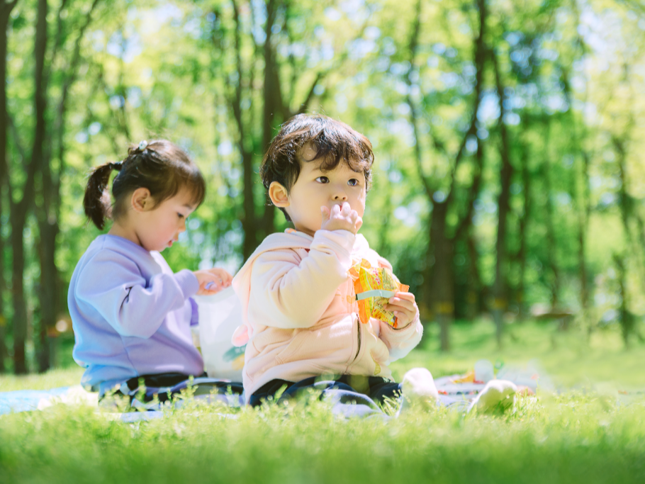 nǐ hǎo，xiǎo péng yǒu!_一冰一安-站酷ZCOOL