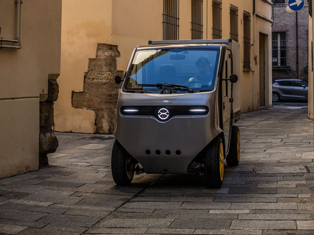 Tazzari-EV ZEROMAX CUBO _TAZZARI_EV-站酷ZCOOL