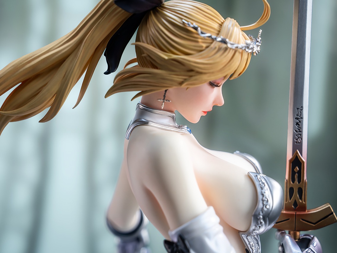 Saber同人雕像_一个半-站酷ZCOOL