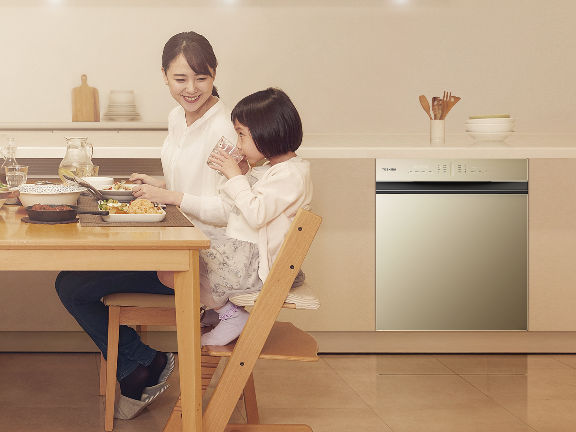 美的东芝电器｜微信海报_詹HY-站酷ZCOOL