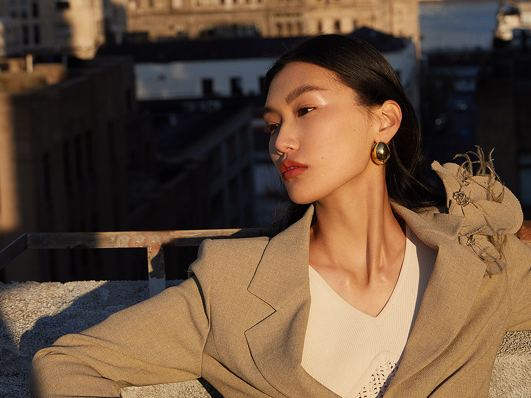 她与这个世界共同绽放 | 星纳出品_星纳NIRVINA-站酷ZCOOL