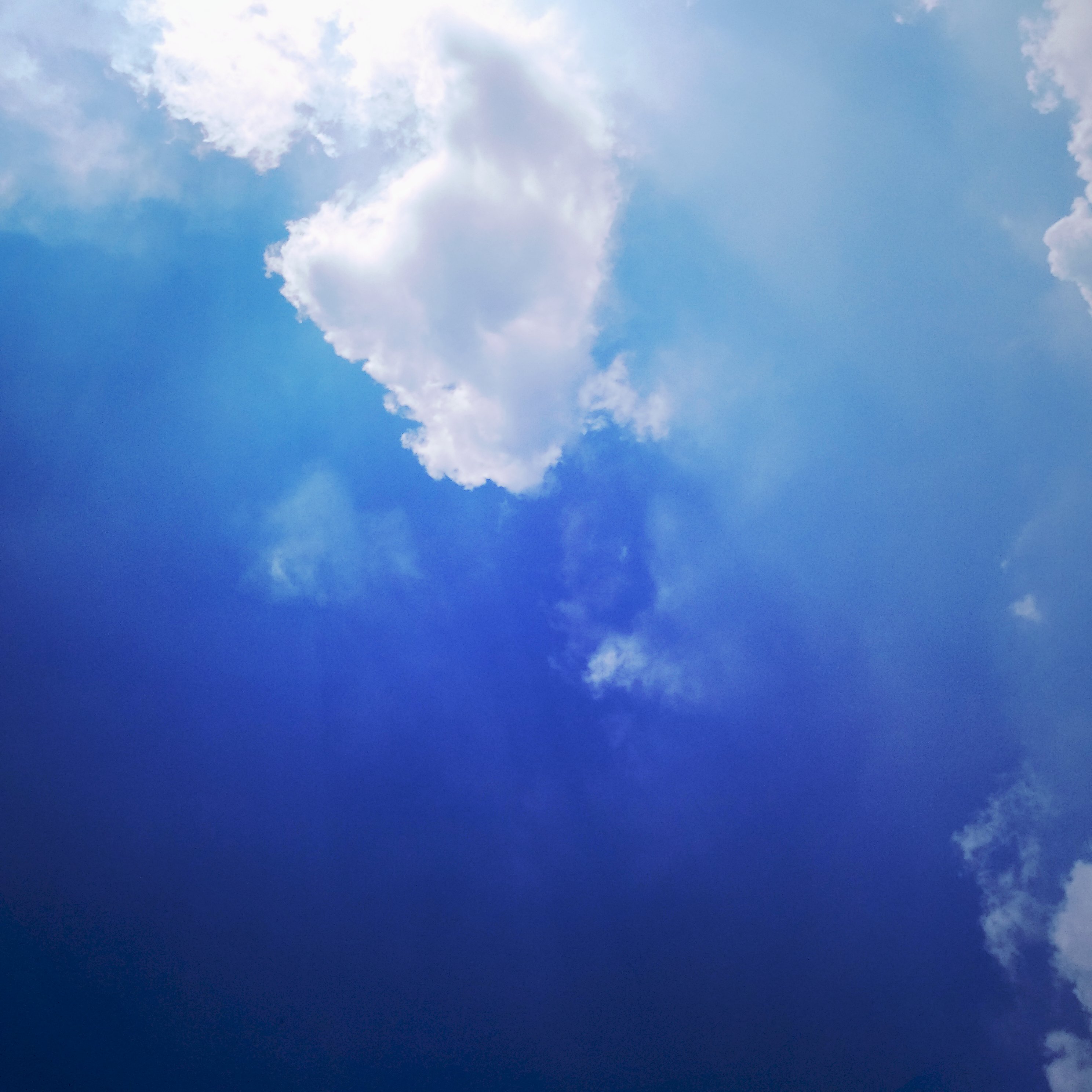 Blue~[太阳]_爱设计的Alex-站酷ZCOOL