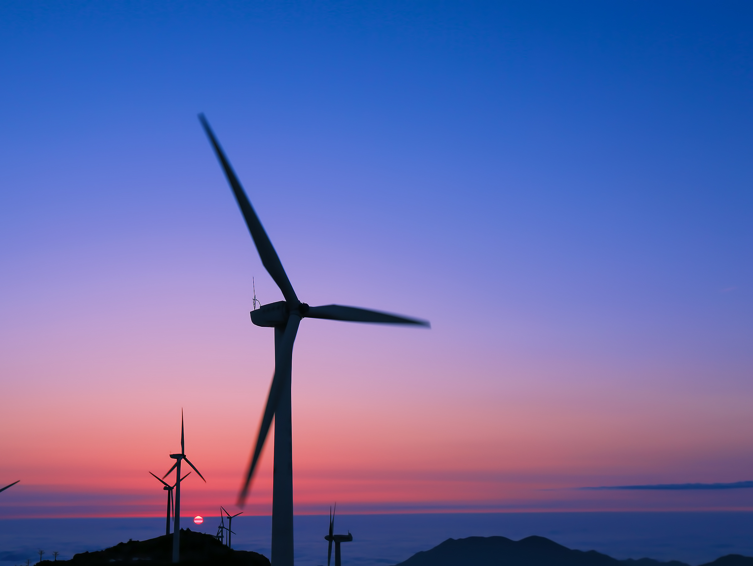 括苍山上的日出_Muyi慕艺-站酷ZCOOL