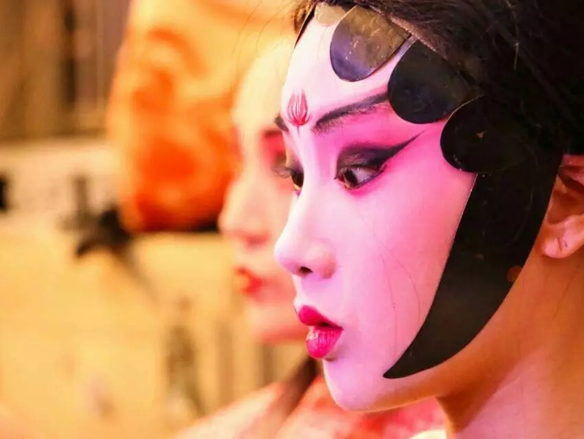 赣剧巡演弋阳偶遇_nawm-站酷ZCOOL