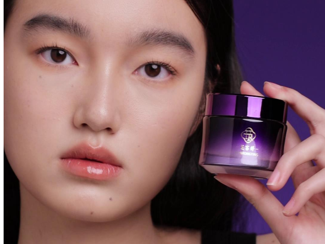 华容婷冻龄霜_商业摄影师CM姐-站酷ZCOOL