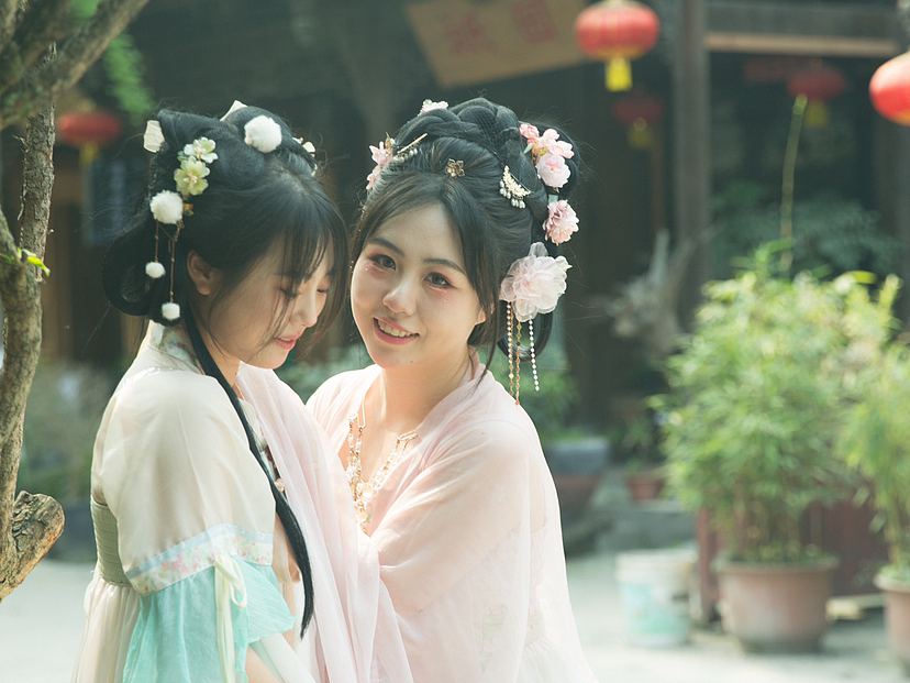 汉服古镇街拍2024_UPU001-站酷ZCOOL