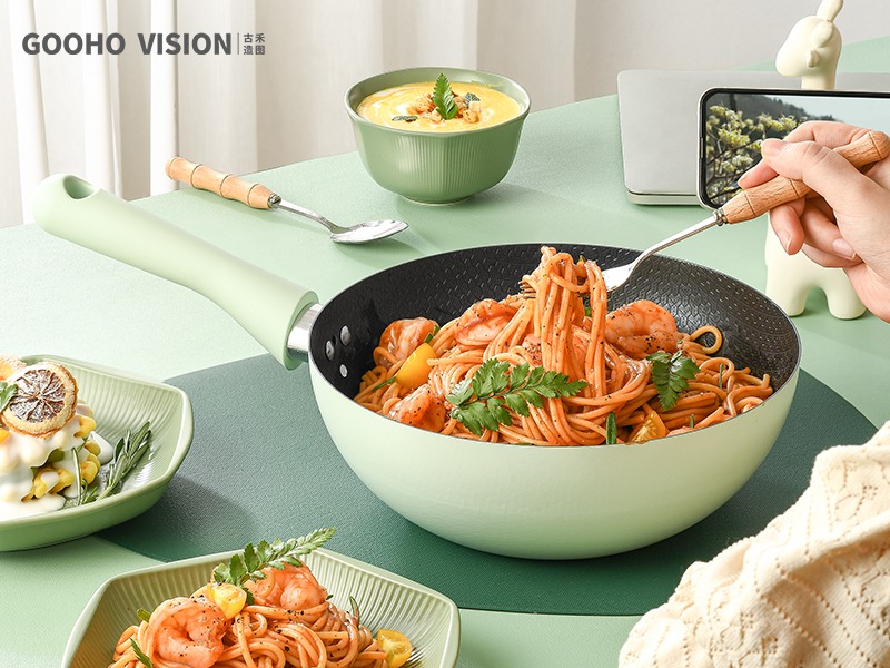 绿色炒锅拍摄丨古禾造图 GOOHO VISION_古禾造图-站酷ZCOOL