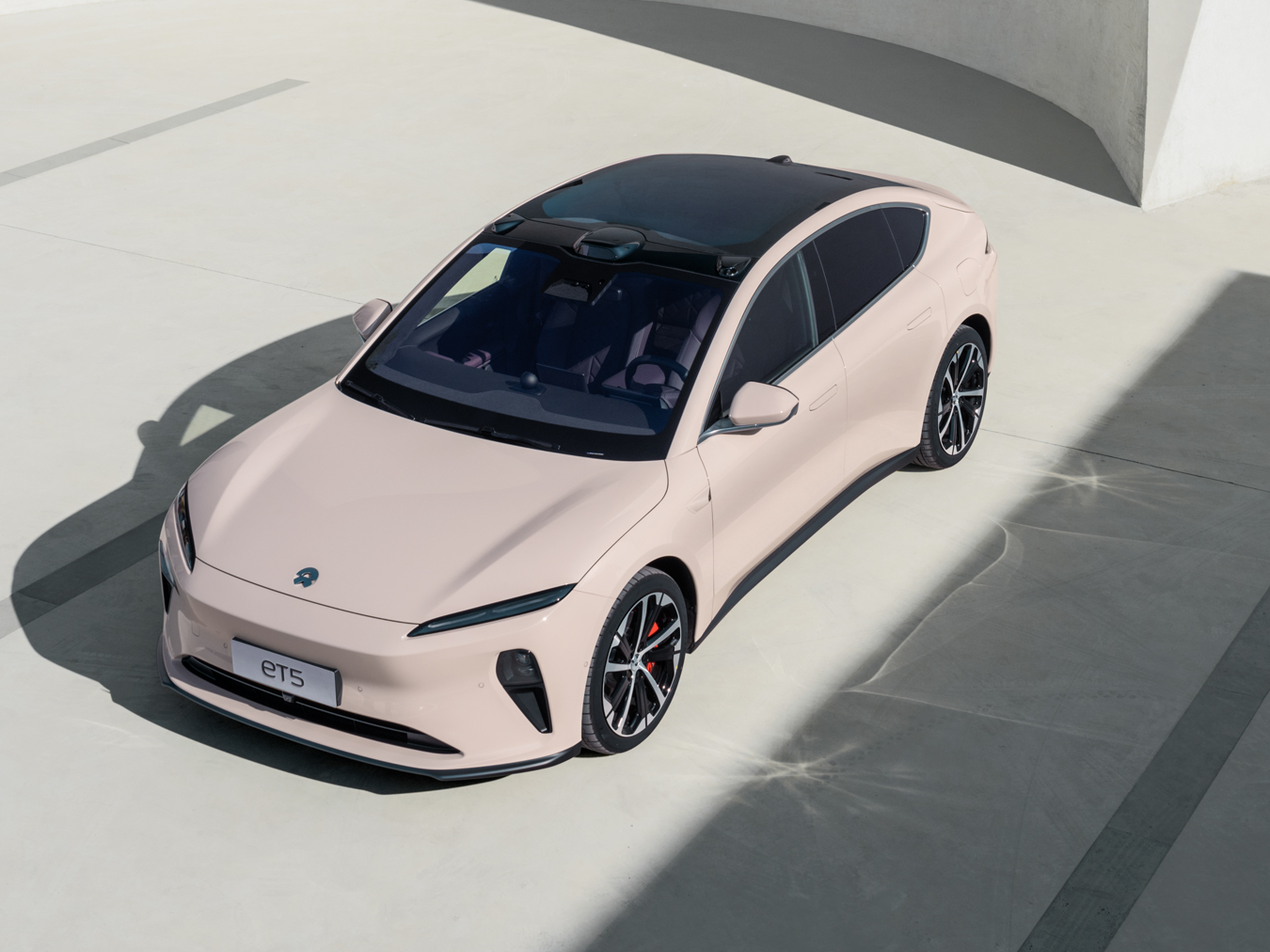 蔚来ET5_修图师Ly-站酷ZCOOL