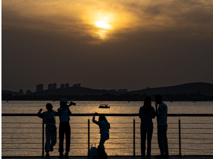 剪影_KISENSS-站酷ZCOOL