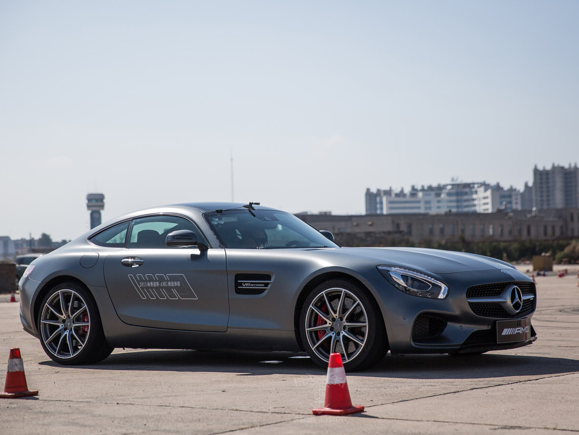 奔驰AMG体验日随拍_FSK樊小北-站酷ZCOOL