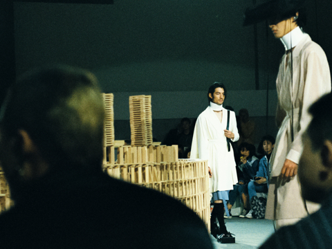 THE MAN IN A SHELL_沐丛-站酷ZCOOL