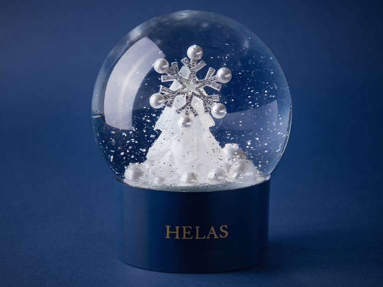 圣诞雪花水晶球 | 静物摄影_KEy_DomainStudio-站酷ZCOOL