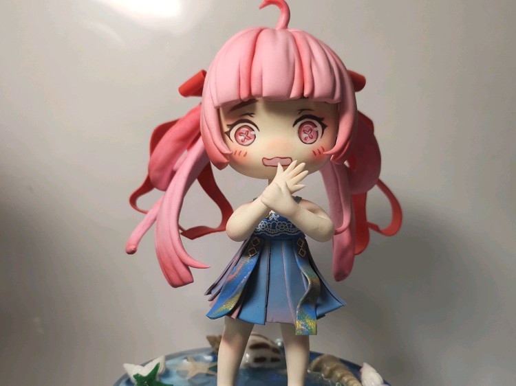 是什么让这粉嫩的女孩子收到了惊吓?_小小墨唐-站酷ZCOOL