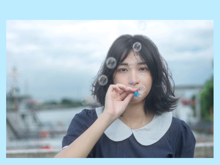 生活原本沉闷，但跑起来就会有风🍂 _Vincent柱-站酷ZCOOL