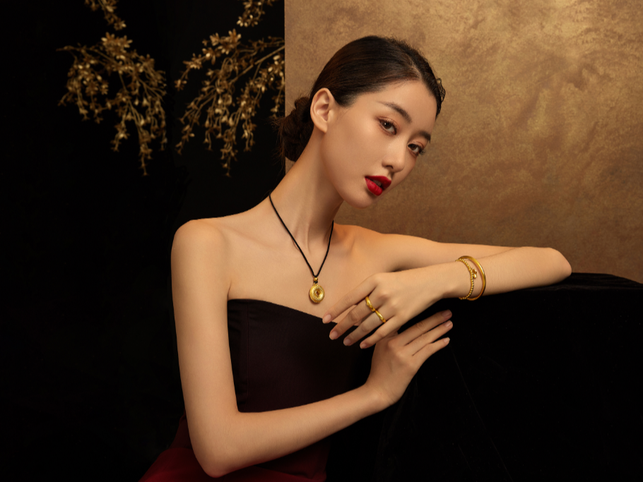 周六福珠宝_九俪文化传媒摄影-站酷ZCOOL