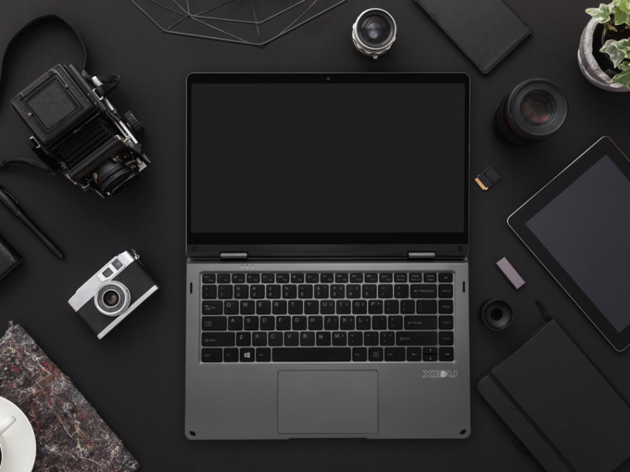 PC_拍摄的阿伟-站酷ZCOOL