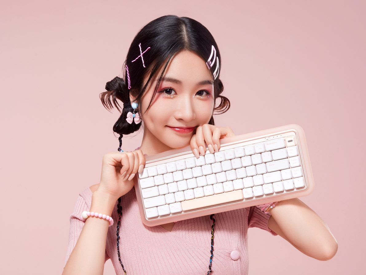 Thursday｜全糖奶·幸福超甜蜜｜3C数码_乐在拍Lephoto-站酷ZCOOL