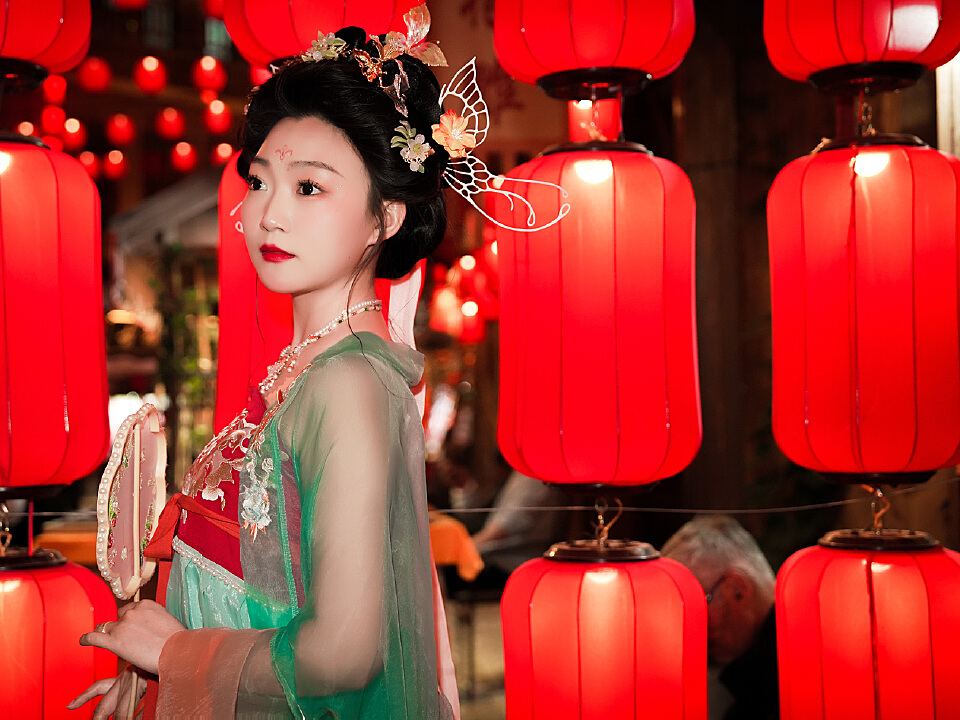 一夜望尽长安花 | 漫葡小镇_Tol去发现美-站酷ZCOOL