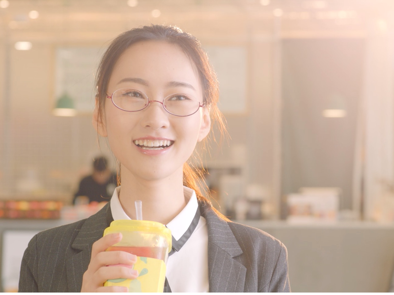 网红水果茶广告—《YO！Tea》TVC_嗷呜传媒-站酷ZCOOL