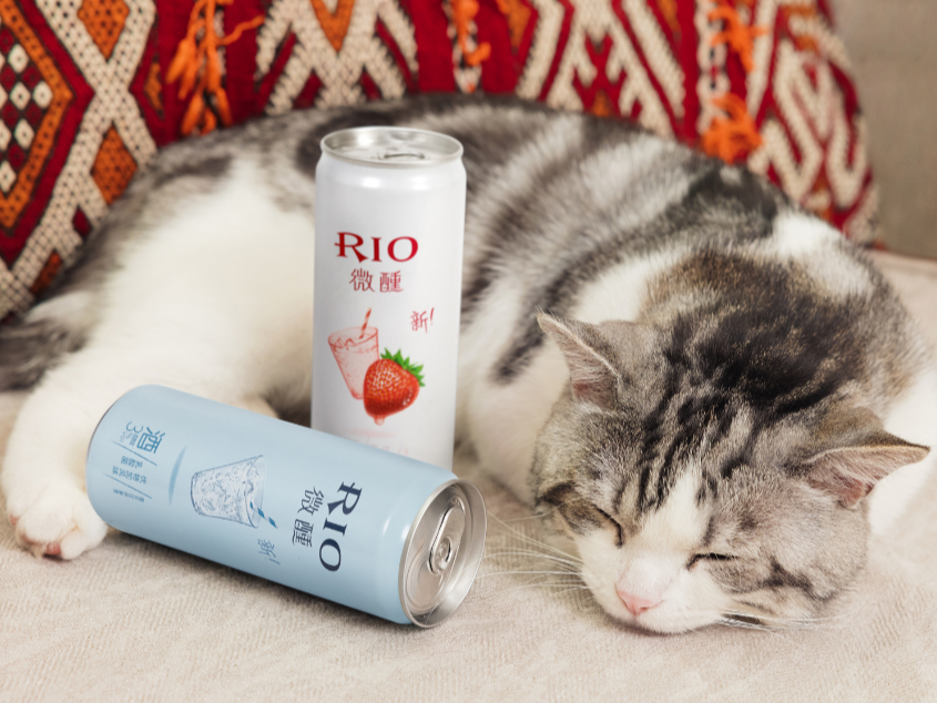 RIO微醺 拍摄案例 90后的情绪小酒__风瞳_-站酷ZCOOL