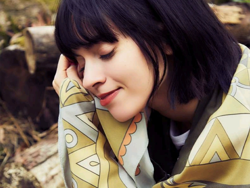 丝巾详情_相信我NOYA-站酷ZCOOL