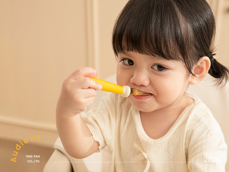 婴童PPSU叉勺｜Audient Studio_听微视觉-站酷ZCOOL