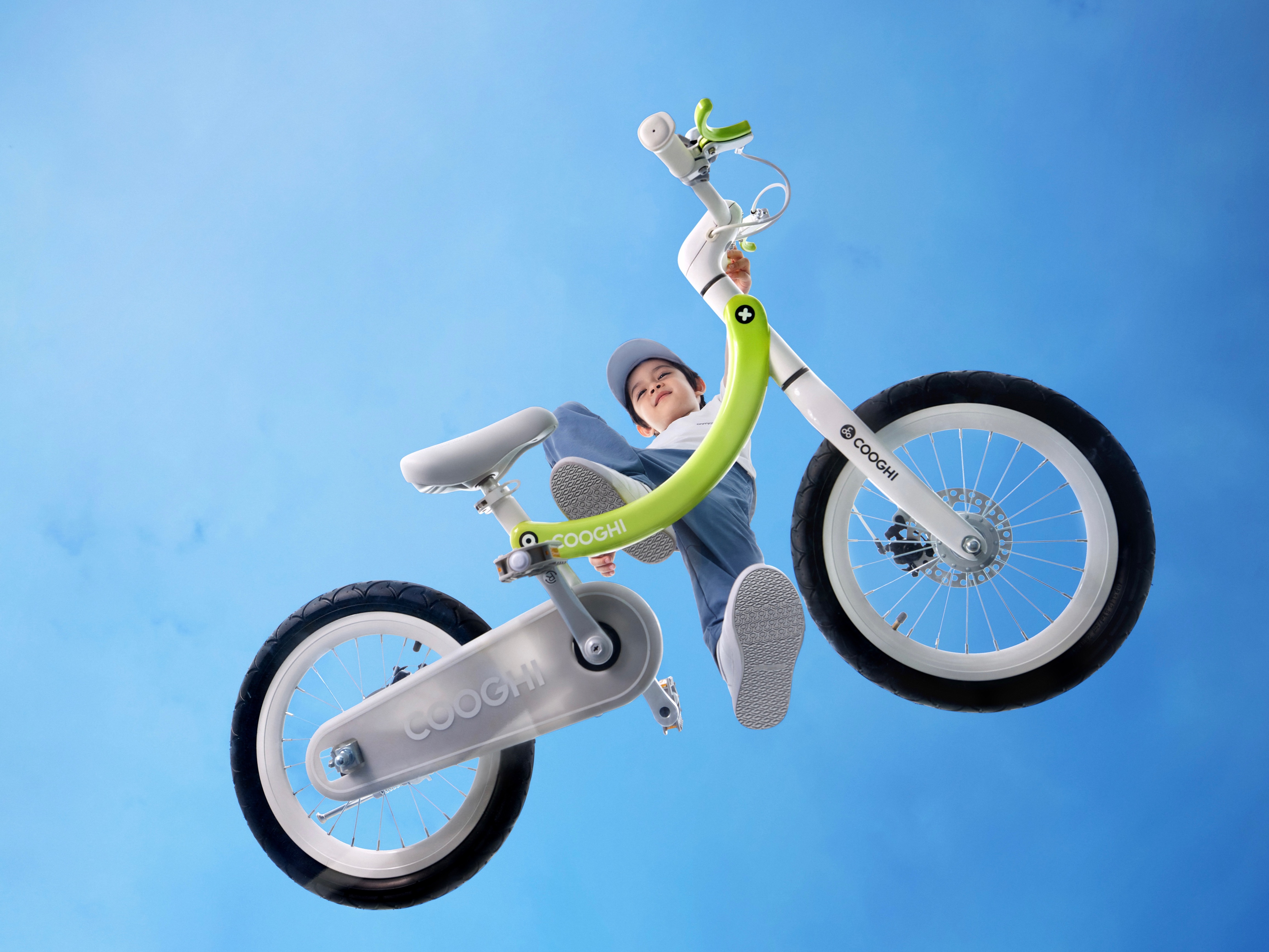 酷骑儿童单车形象｜F4微笑车_TMOSTKIDS-站酷ZCOOL