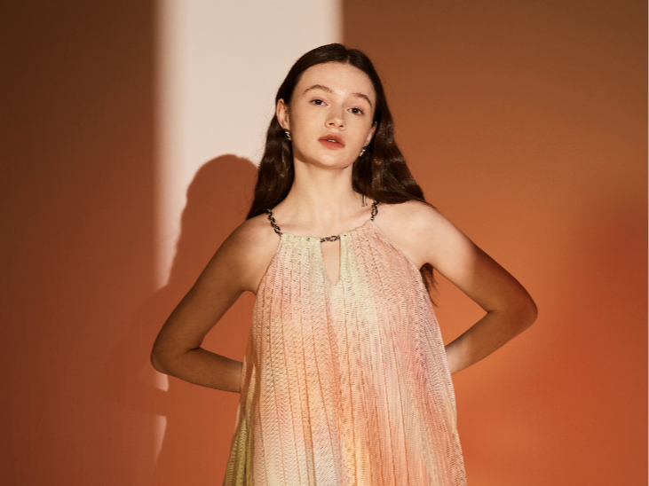 SSPAKLING 柔光叠影拍摄_梅见风mads-站酷ZCOOL