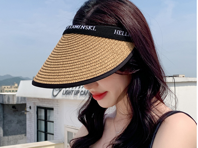 字母草编帽_你眼里有星星x-站酷ZCOOL