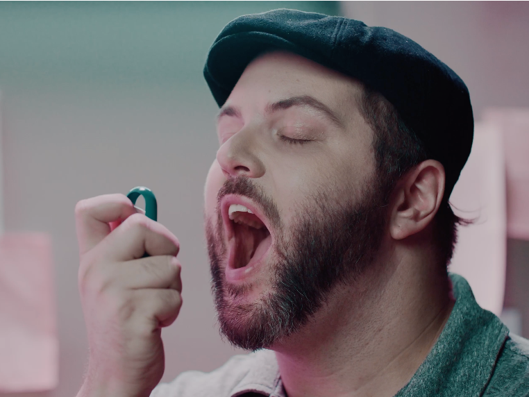 Listerine Oral Spray Commercial _yidanZ-站酷ZCOOL