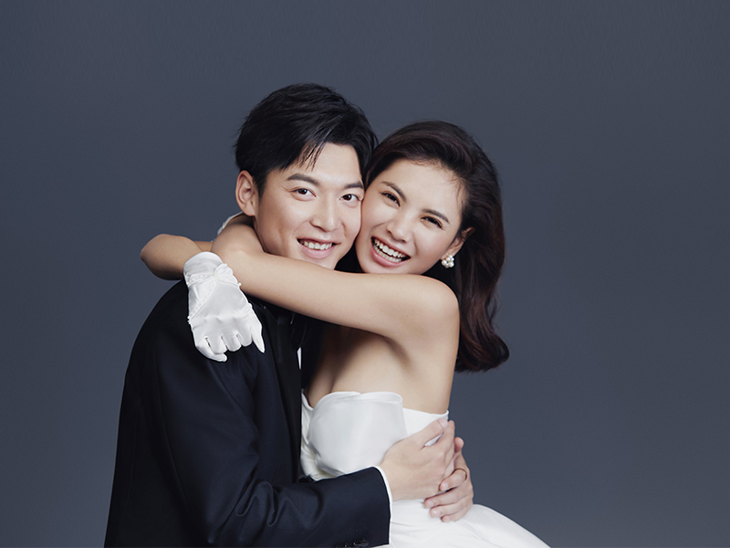 拍到我心坎里的婚纱照，能嗑一辈子的极简风_遇见YUJIAN-站酷ZCOOL