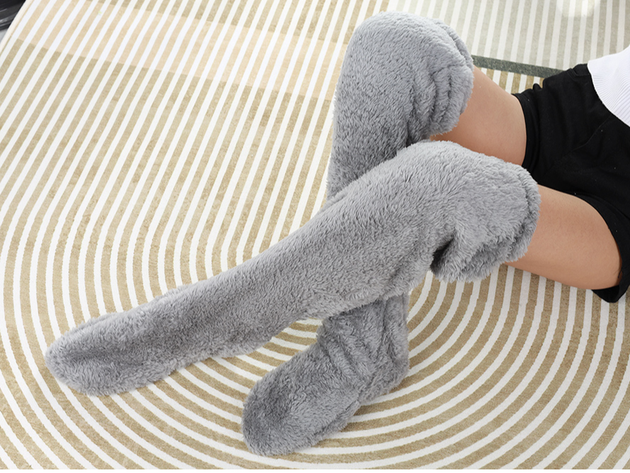 护腿袜拍摄_草莓CM-站酷ZCOOL