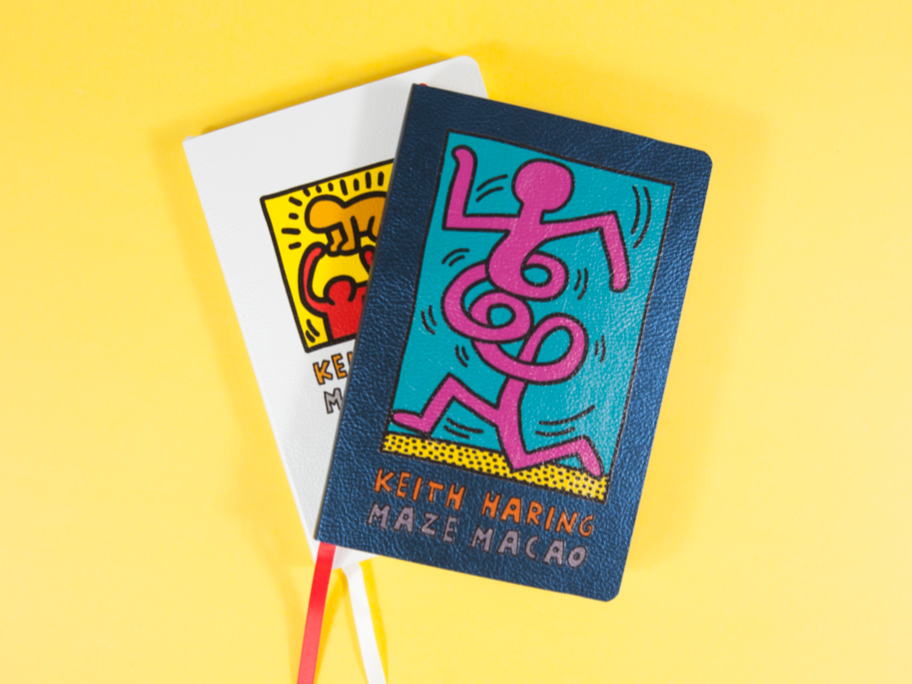 文创产品摄影——凯斯·哈林(Keith Haring）笔记本_奥斯曼闪闪-站酷ZCOOL