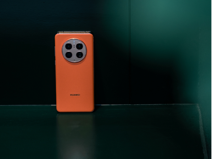 华为 Mate 50 Pro 昆仑霞光_叶少Vera-站酷ZCOOL