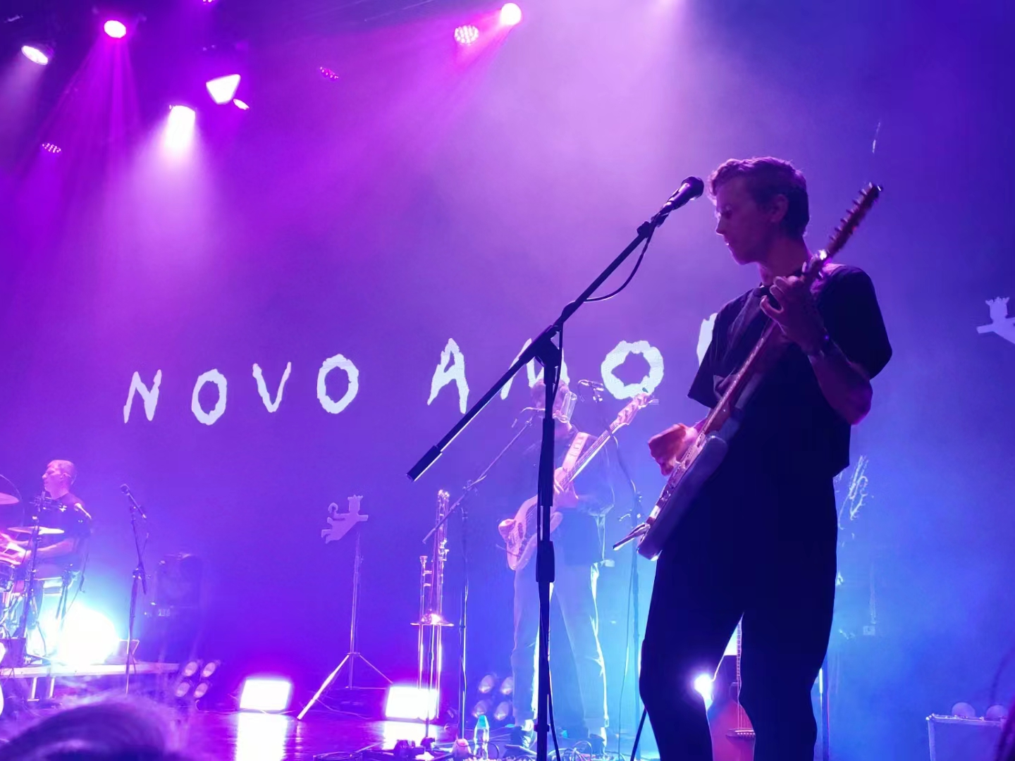 livehouse现场，摄影_Hin_Chen-站酷ZCOOL